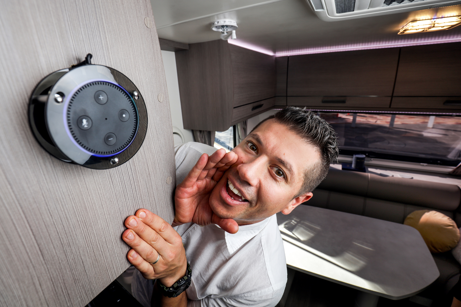 Jayco takes high tech luxury to new heights with the world's first ...